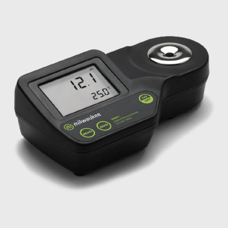 Digital Refractometer Portable - Labline Stock Centre